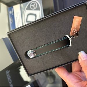 Mercedes AMG Petronas | Accessories | Leather Keychain Mercedes Benz ...